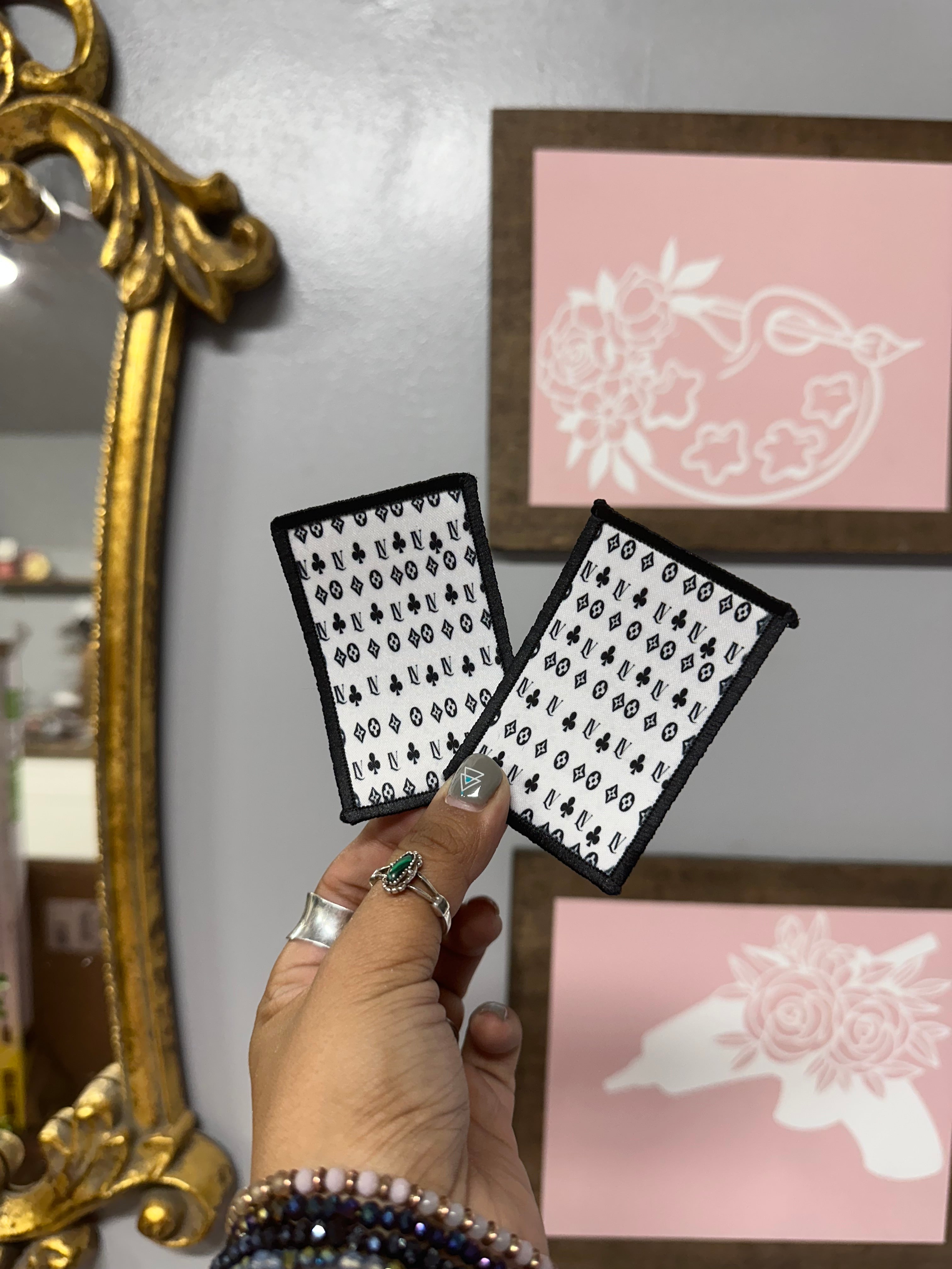 LV rectangle designer patch – Neys-Rustic-Script-