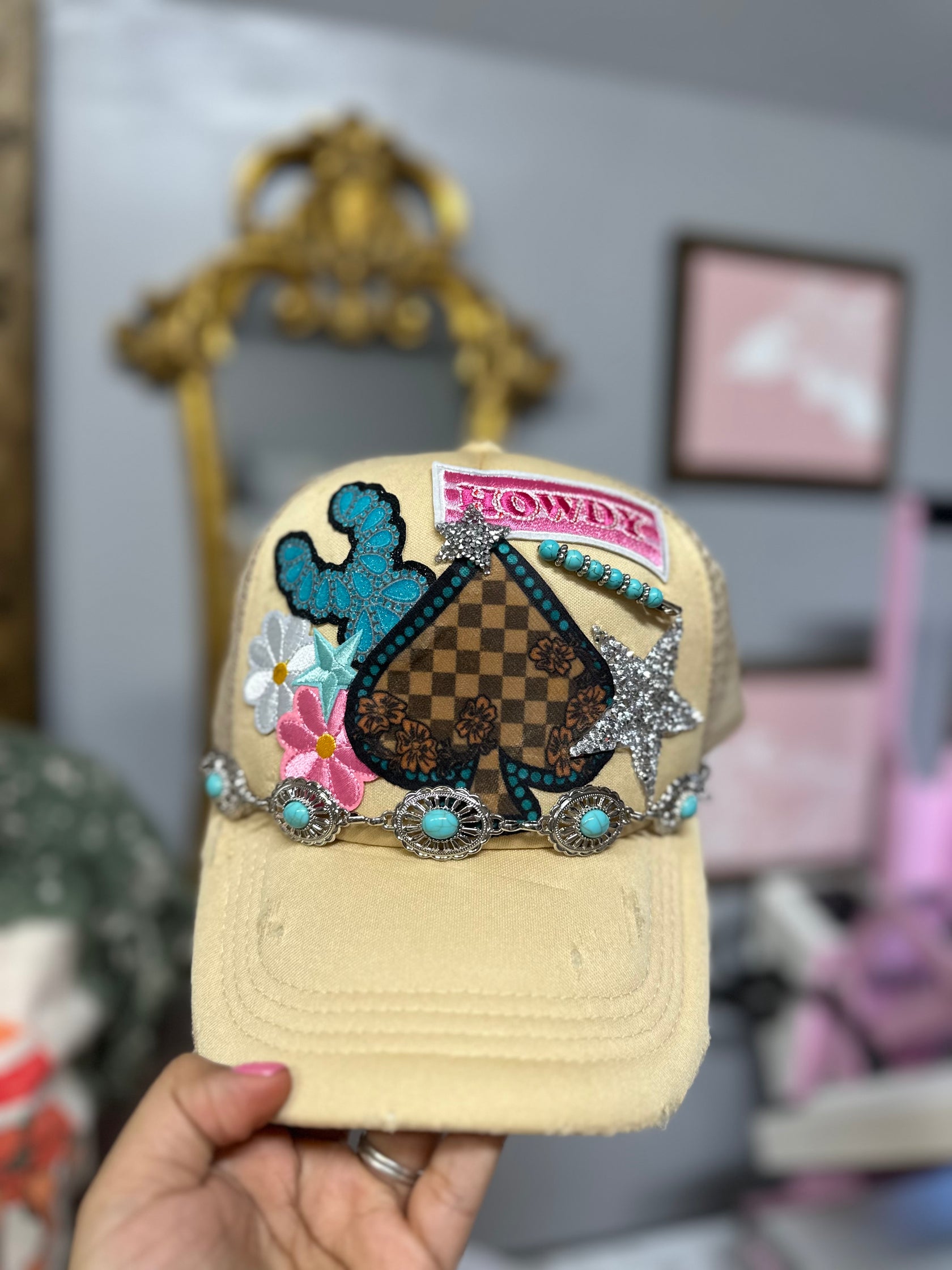 Premade Trucker hat – Neys-Rustic-Script-