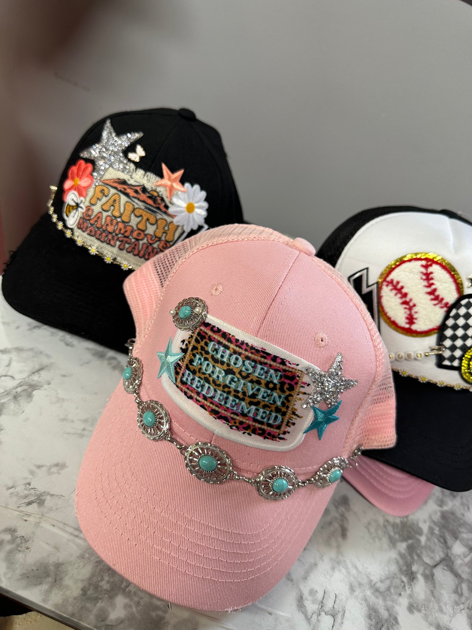 Premade Trucker hat – Neys-Rustic-Script-