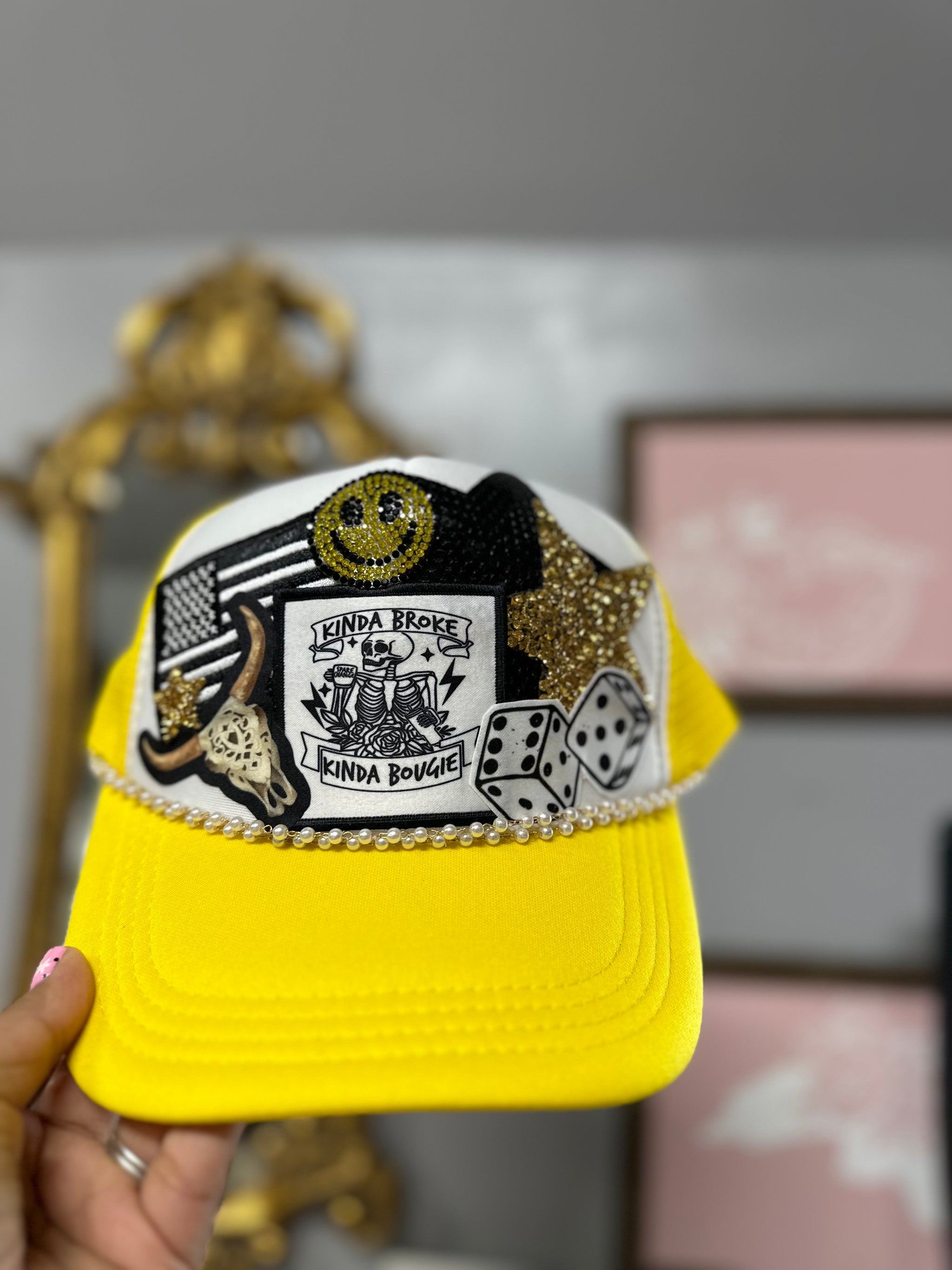 Premade Trucker hat – Neys-Rustic-Script-